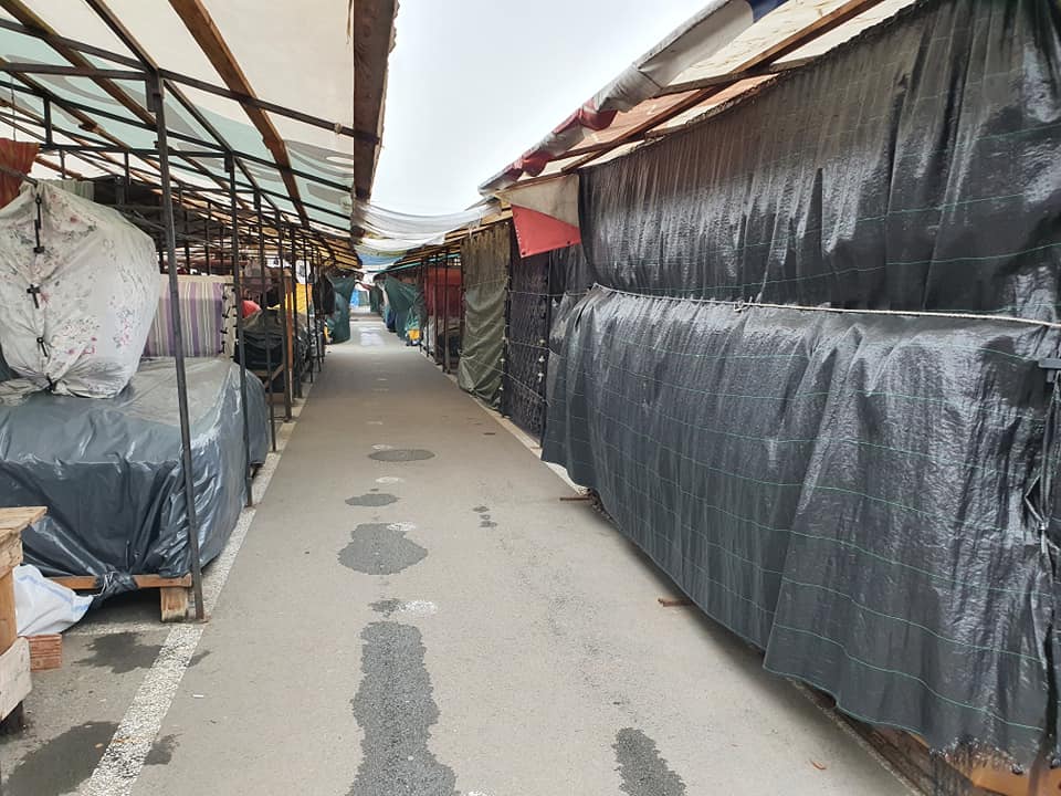 Comercianții de haine vechi rămân în stradă | Euro Sud TV